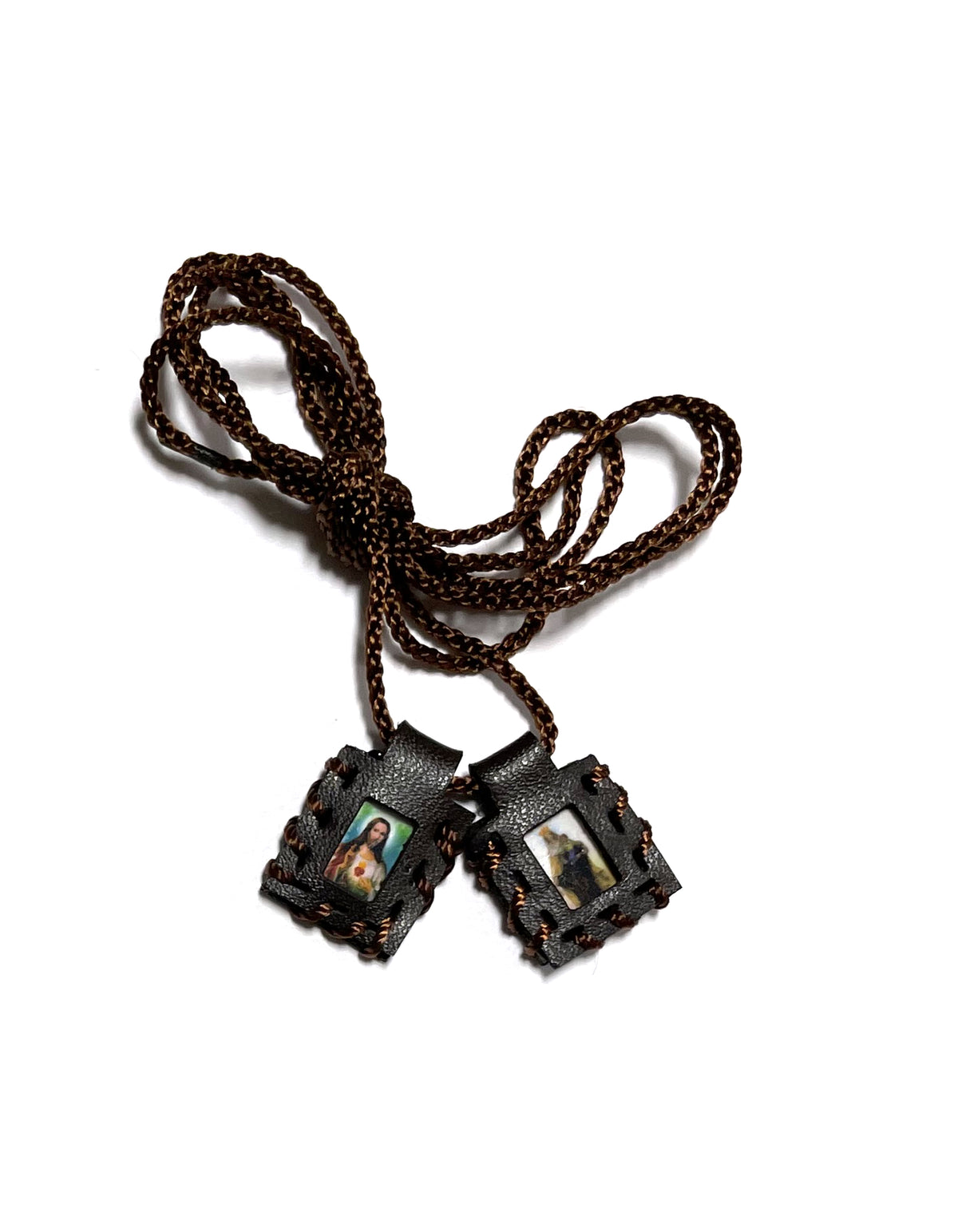 Traditional leather scapular of Our Lady of Mt Carmel, Escapulario de
